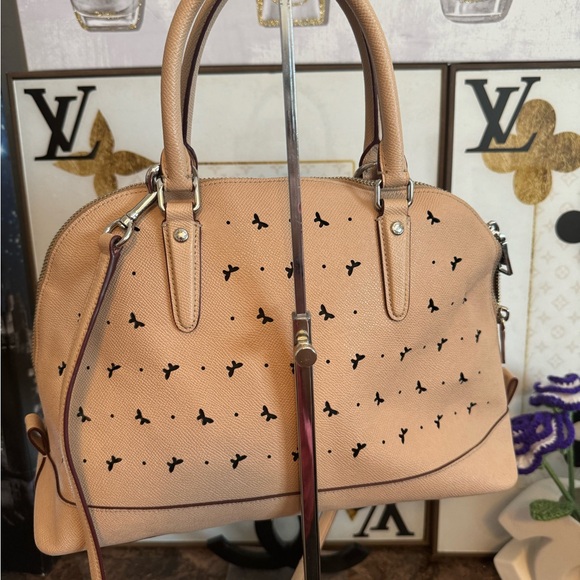 Coach | Bags | Coach Laser Cut Butterfly Adjustable Crossbody With ...